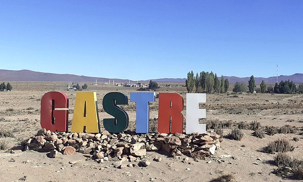 Gastre suspendió actividades y confirmaron más casos de Covid