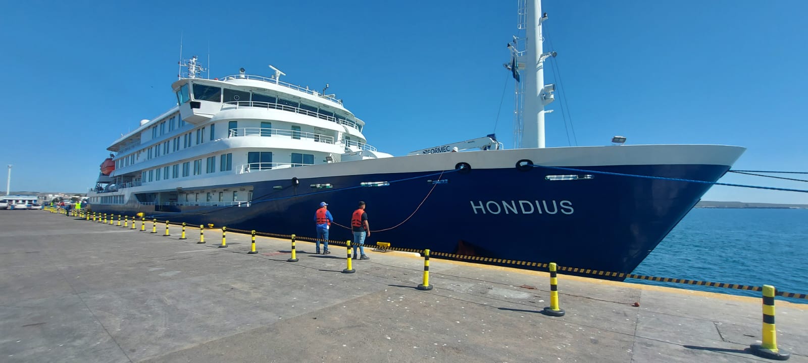 El Hondius amarró en Madryn - Radio 3 Cadena Patagonia