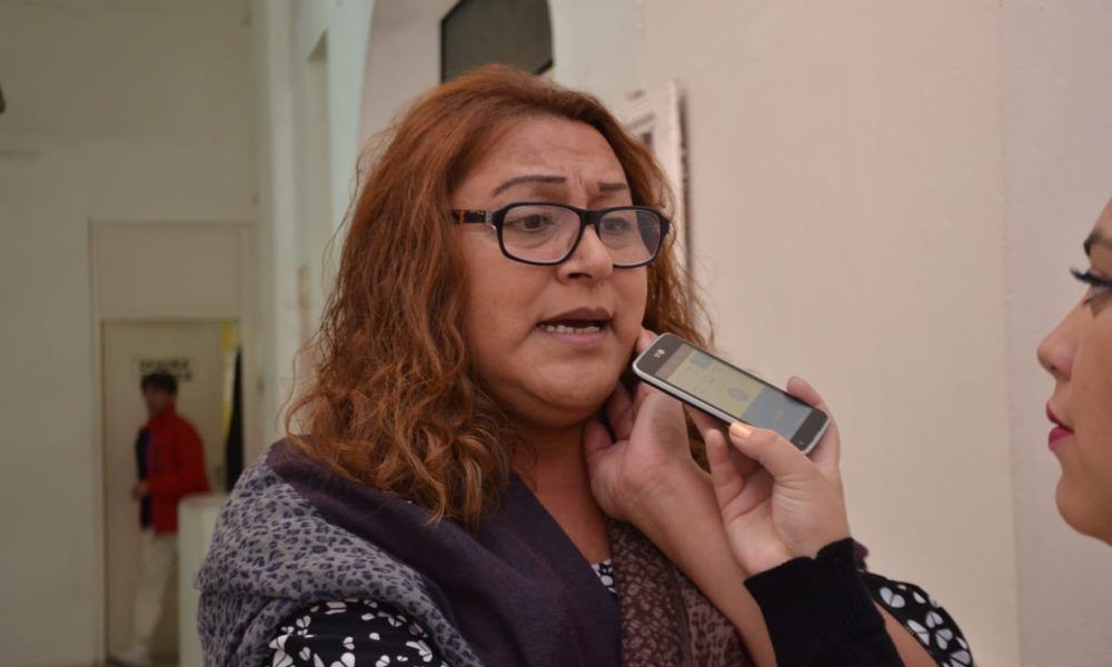 Nadia Zuñiga se aleja de la Municipalidad de Trelew - Radio 3 Cadena ...