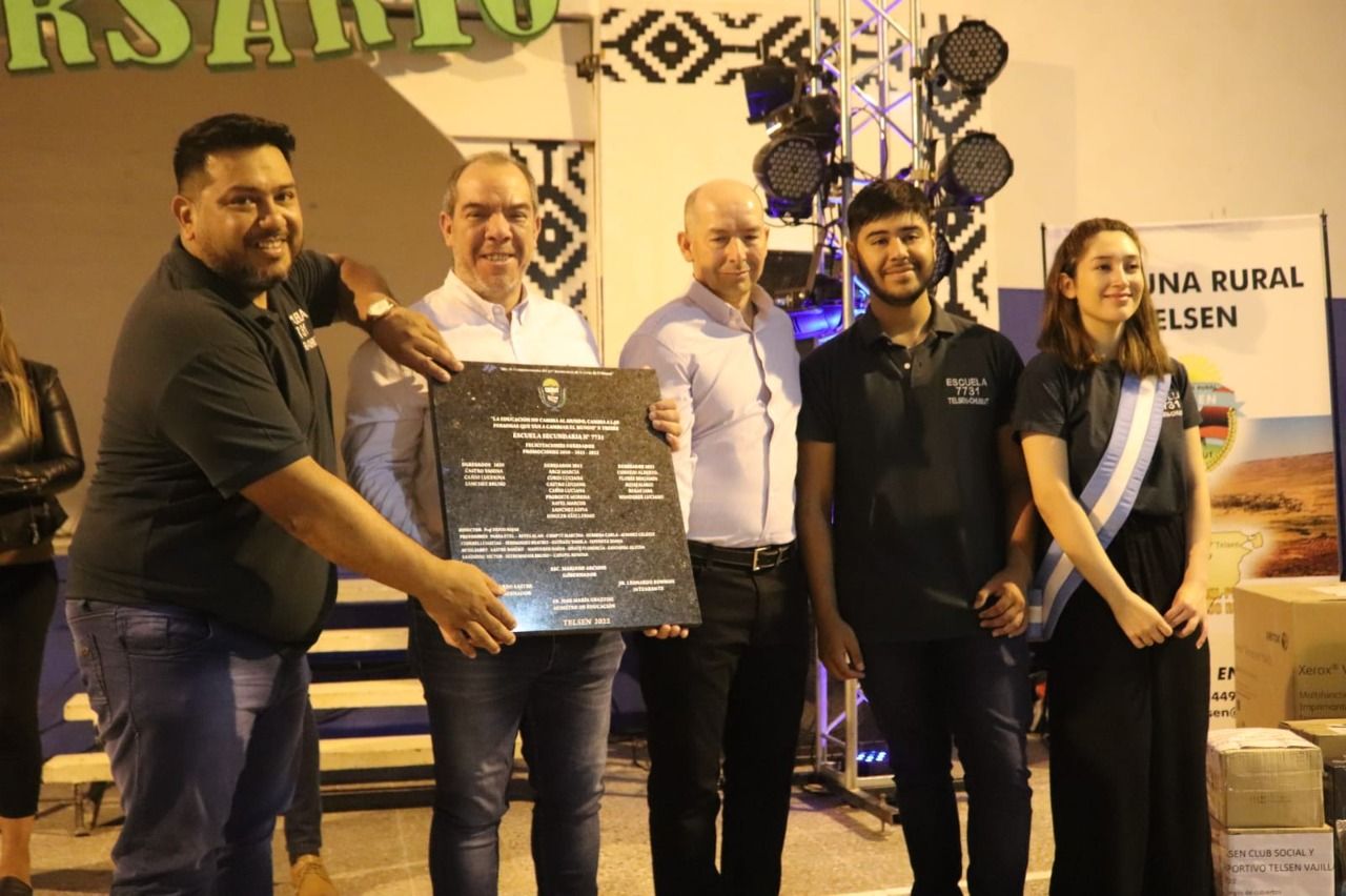 Telsen celebró sus 126 años de vida - Radio 3 Cadena Patagonia