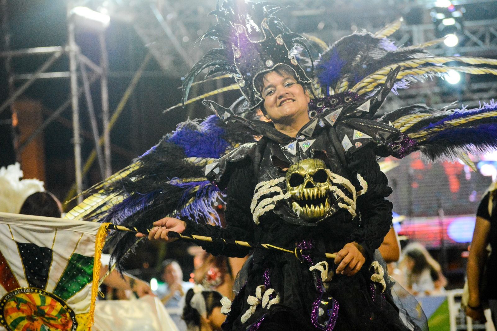 ¡MIRÁ LAS FOTOS! El Carnaval cerró el verano en Playa Unión - Radio 3 ...
