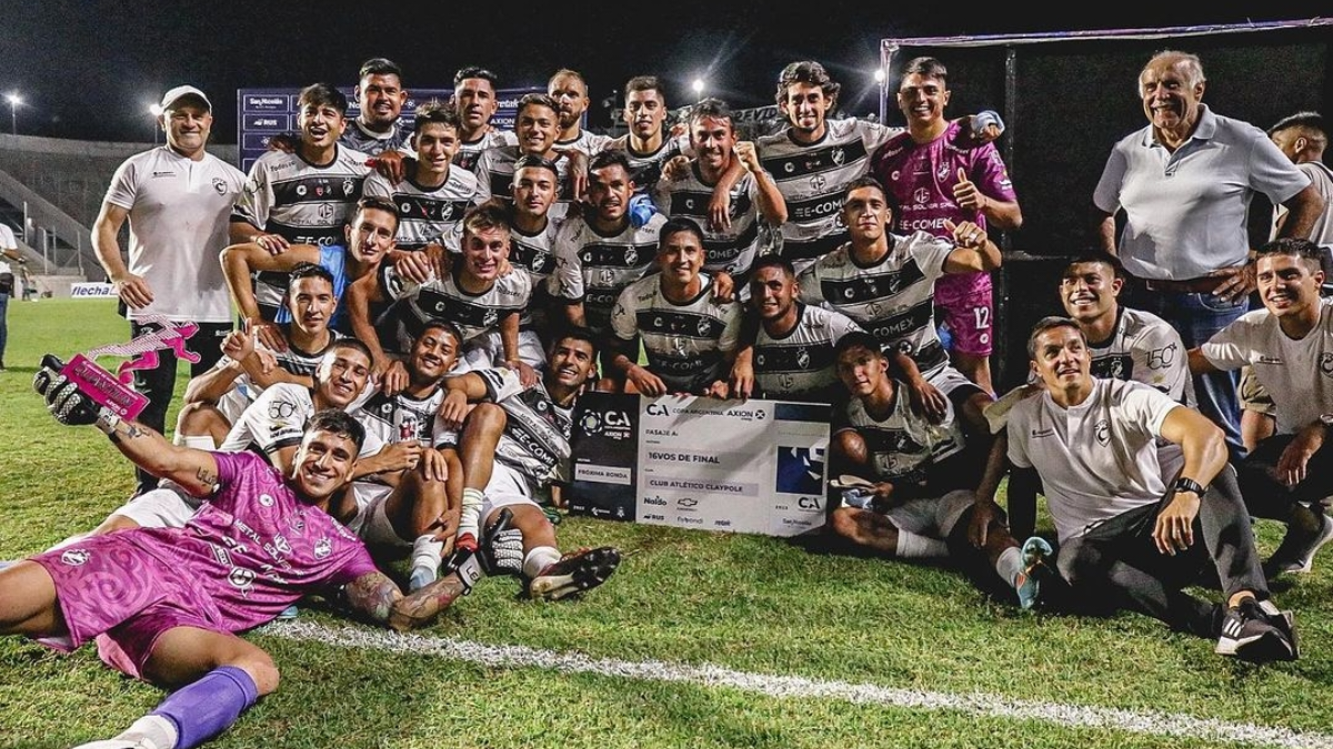 Copa Argentina: Claypole dio el batacazo y eliminó a Newell's - Radio 3 ...