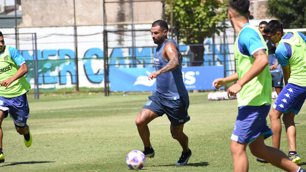 Racing se entrenó con miras al partido por Copa Argentina - Radio 3 ...
