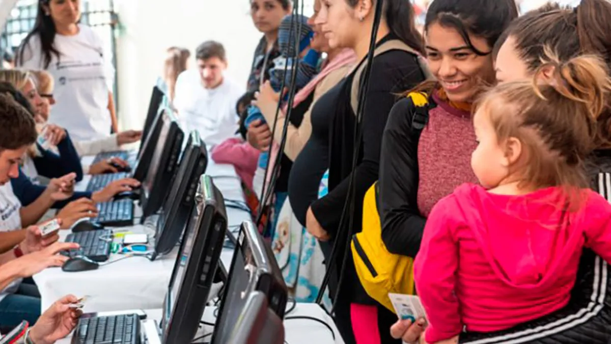 Anses dio a conocer los nuevos valores de las asignaciones familiares con aumentos - Radio 3 ...