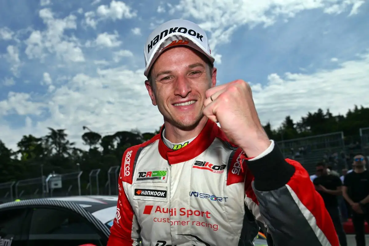 El argentino Girolami alcanzó el 2° puesto en el Turismo Italiano de ...