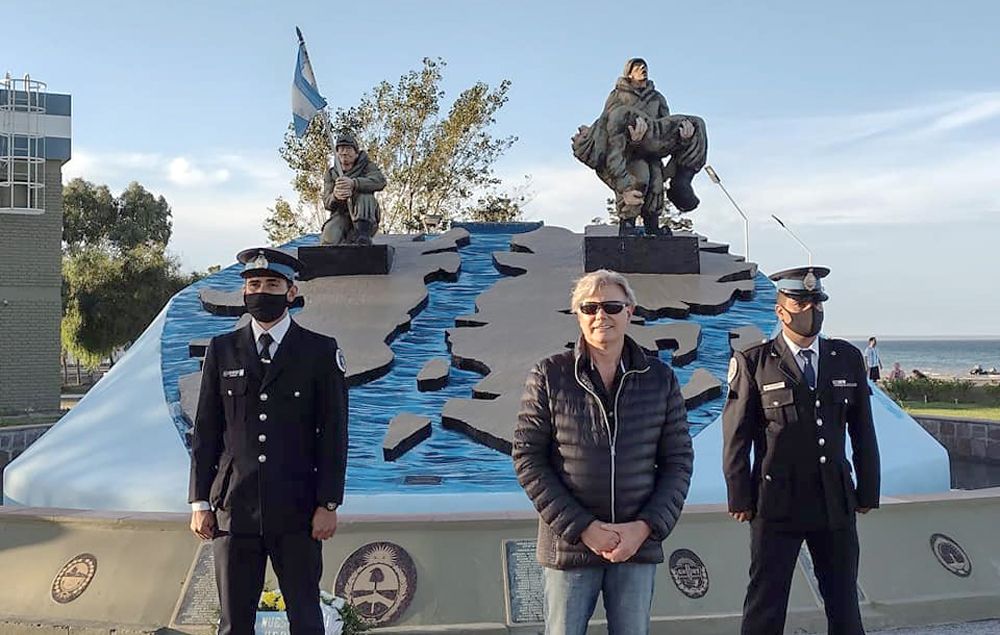 Malvinas: El monumento de Madryn, uno de los más emblemáticos de la ...