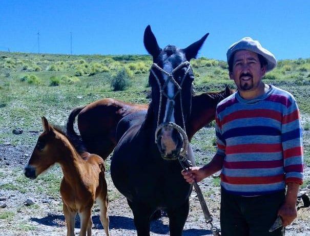 Abriendo Caminos: relatos de esperanza y lucha constante