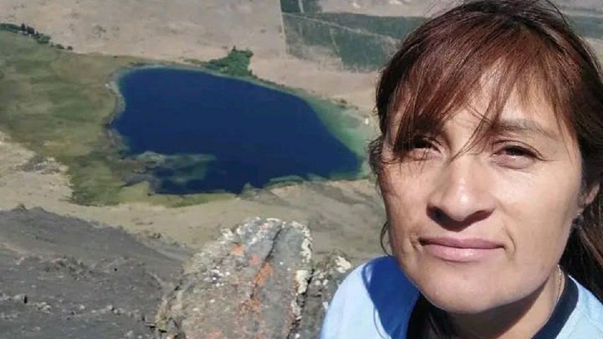 A nueve meses del femicidio de Ana Calfin, familiares marchan en Esquel ...