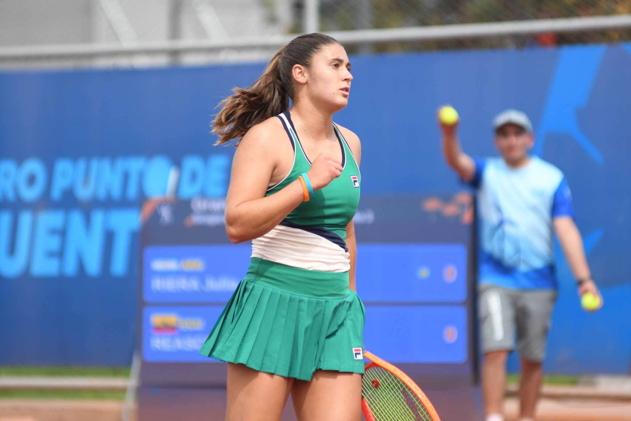 Julia Riera quedó eliminada en el debut del WTA 125 en Florianópolis - Radio 3 Cadena Patagonia