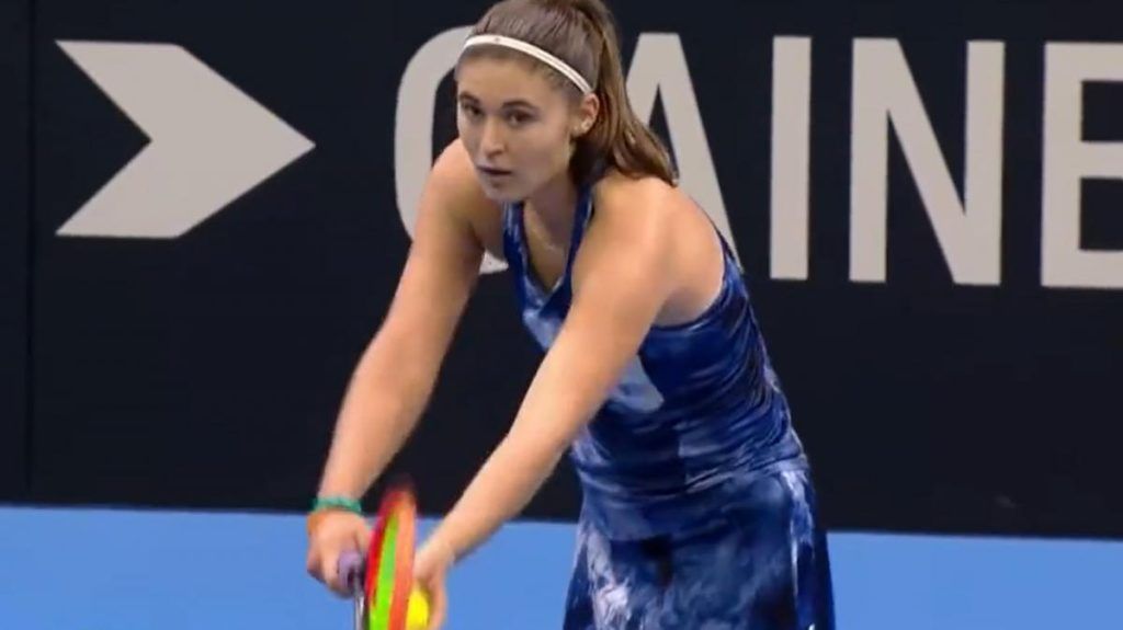 Julia Riera conquista el primer punto para Argentina en la Billie Jean ...