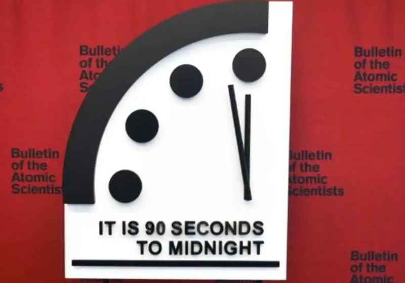 El Reloj simbólico del Apocalipsis quedó a 90 segundos del límite y ...