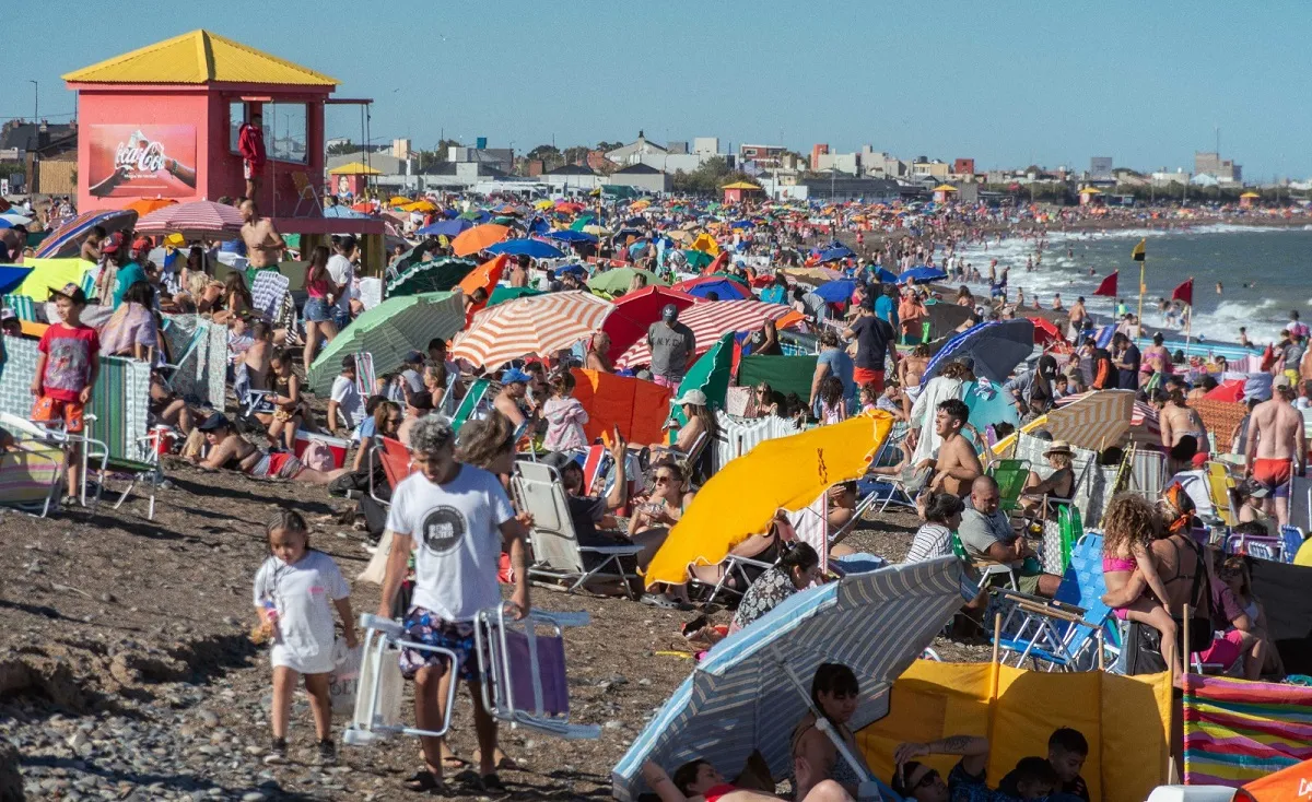 Los puntos fuertes de la temporada de veranos en Playa Unión - Radio 3 ...