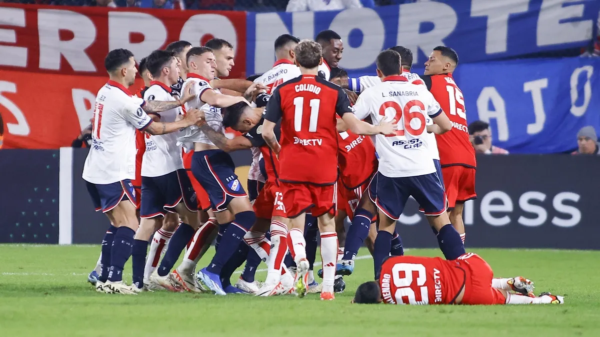EscuchÁ Los Audios Del Var En El Polémico Partido Entre Nacional Y