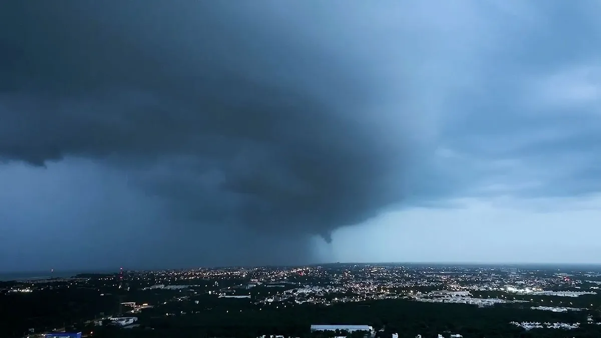 La tormenta Beryl amenaza con lluvias intensas en 10 estados de México ...