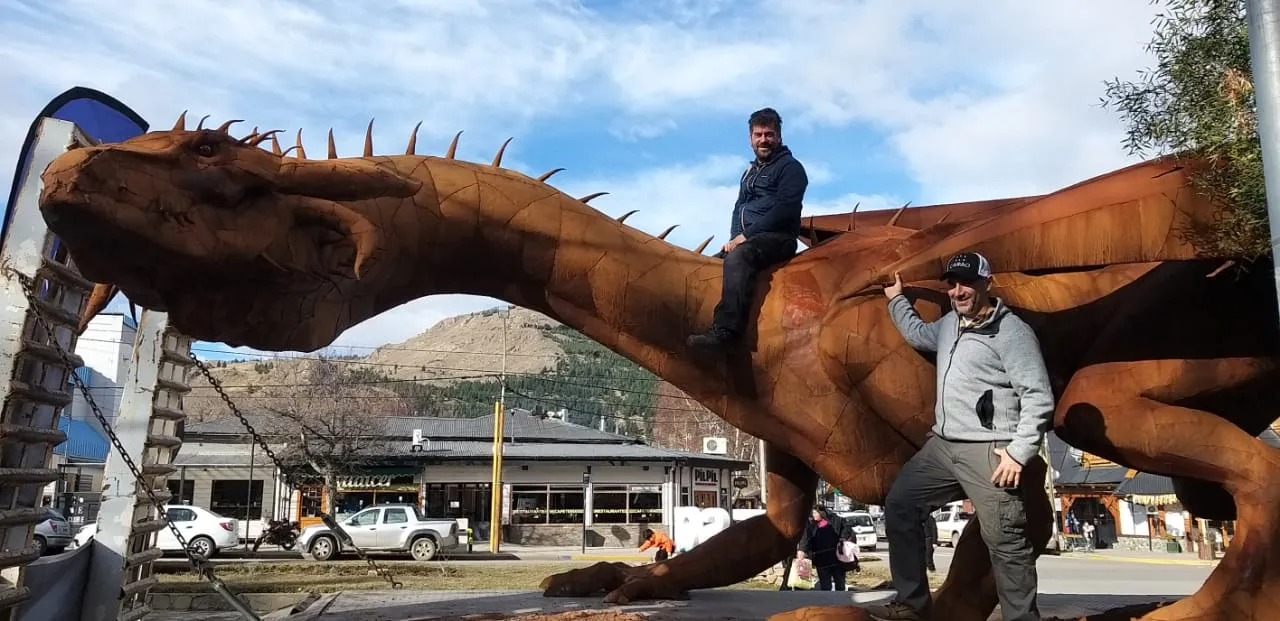 FOTOS | Presentan la escultura de un Dragón como nuevo atractivo turístico - Radio 3 Cadena ...