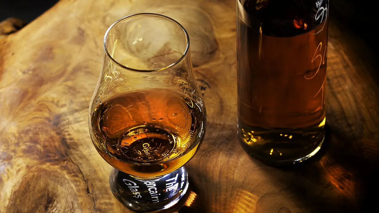 Día Internacional del Ron: Un brindis por una bebida llena de historia ...