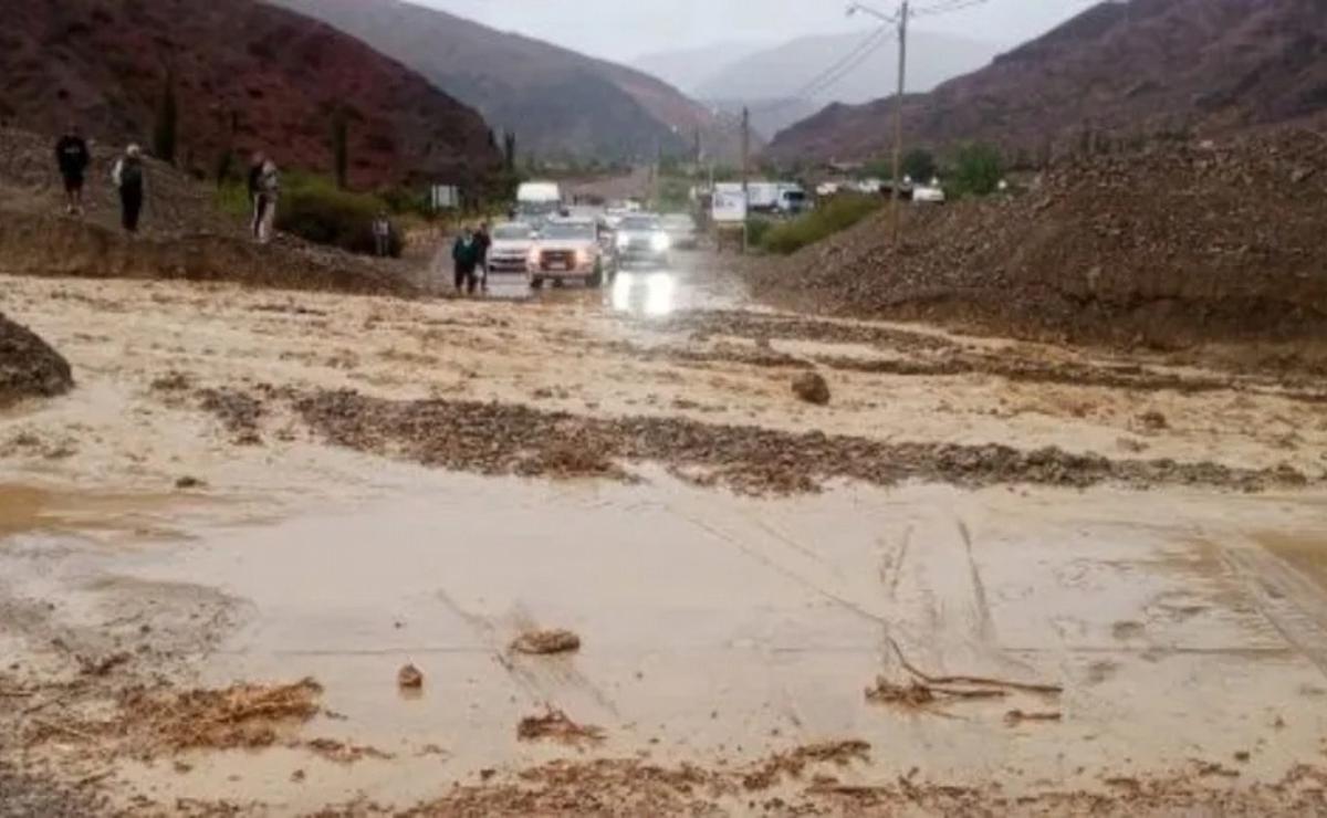 Temporal en Jujuy provoca crecida del río Chalala y bloqueos de ruta ...